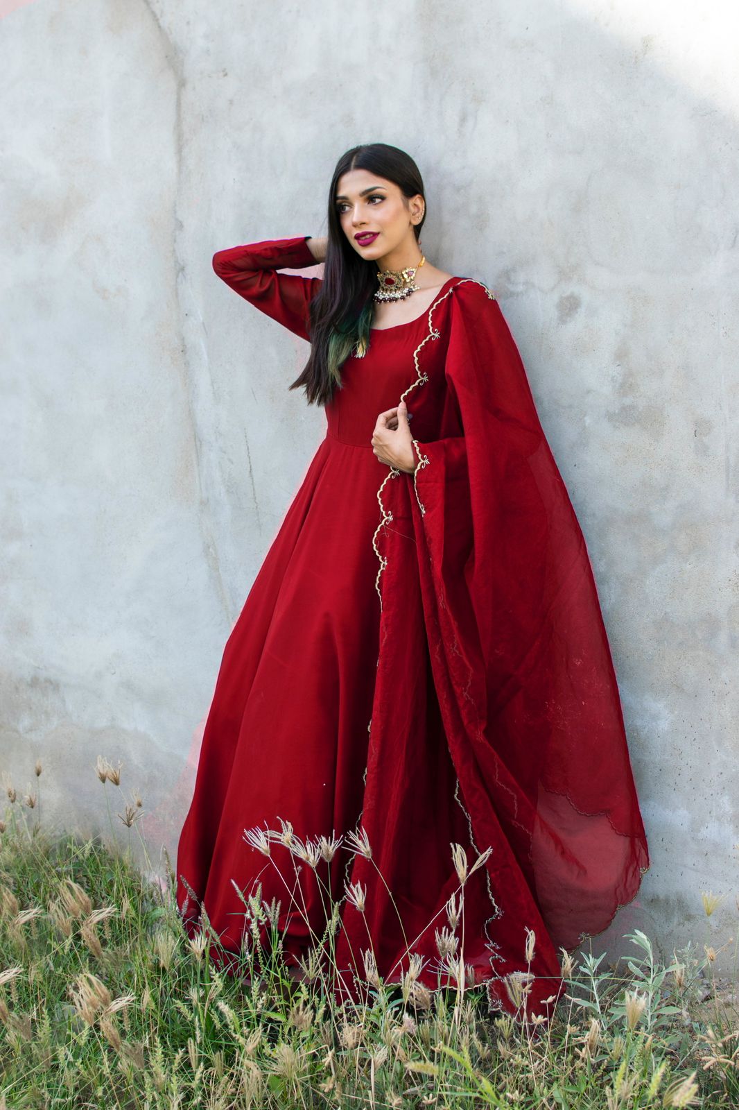 Product Detail Amna Ismail